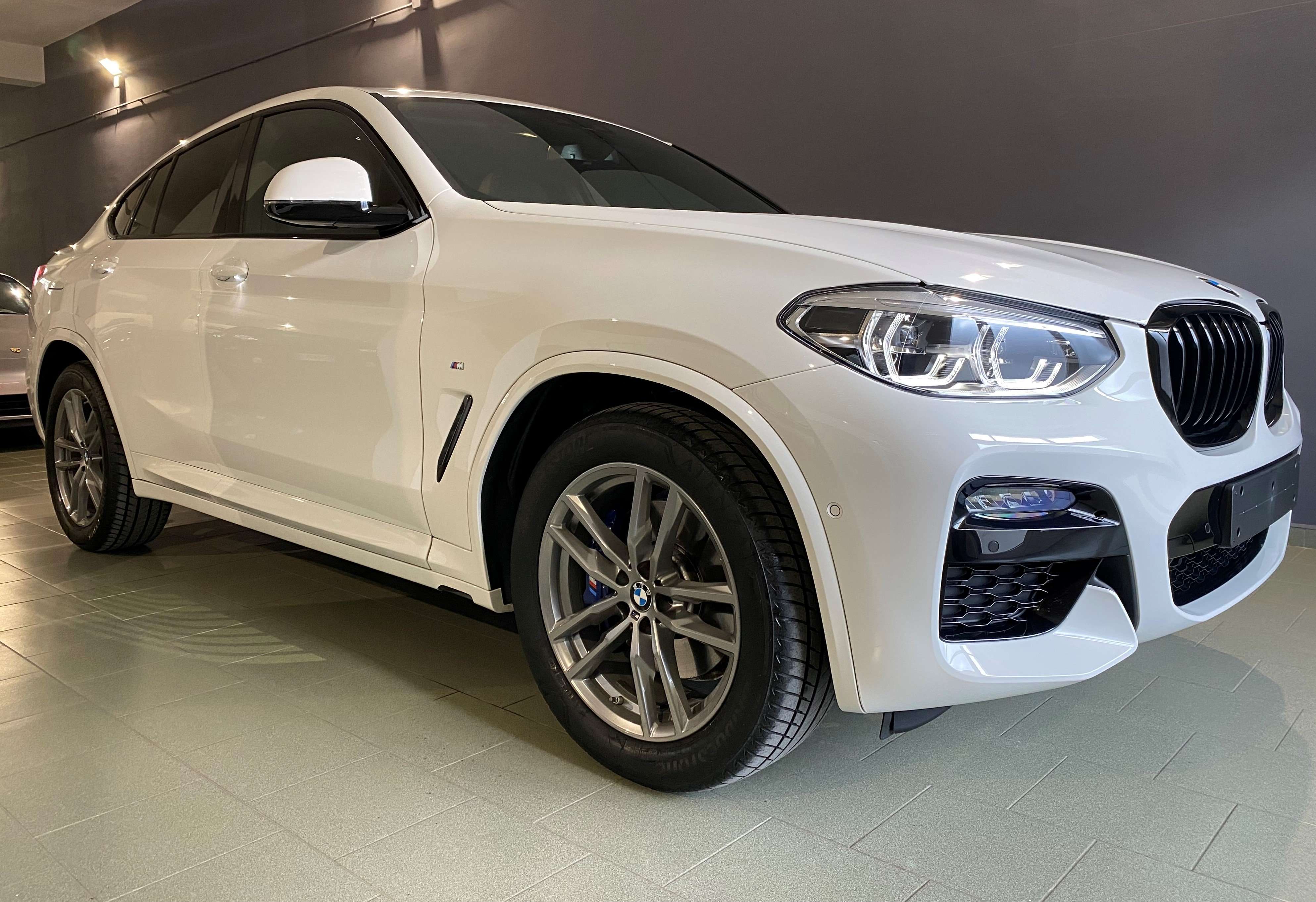 BMW X4xdrive20d mhev 48V M sport auto