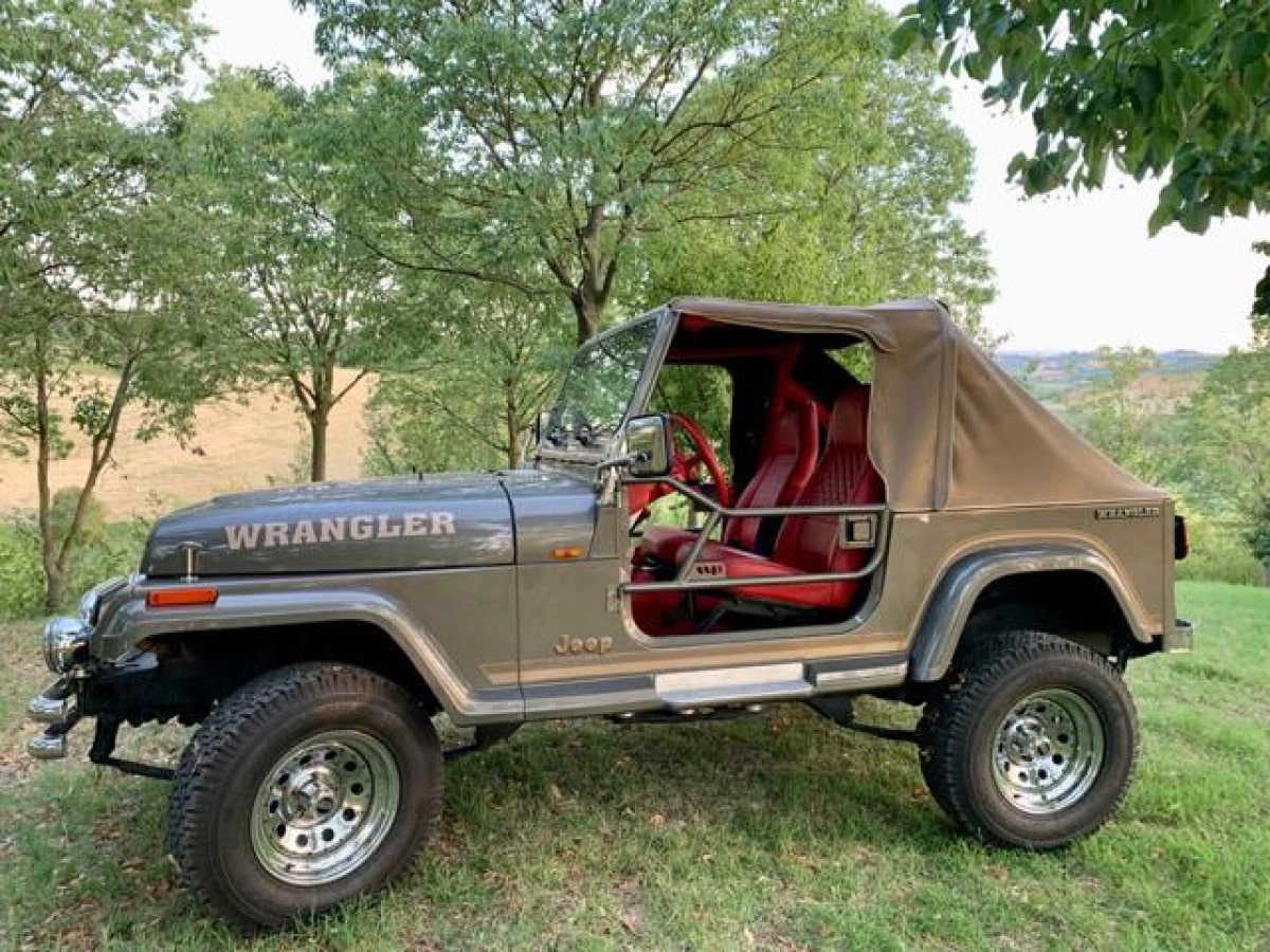 JEEP Wrangler 1ª-2ª s. Wrangler 2.5 Laredo