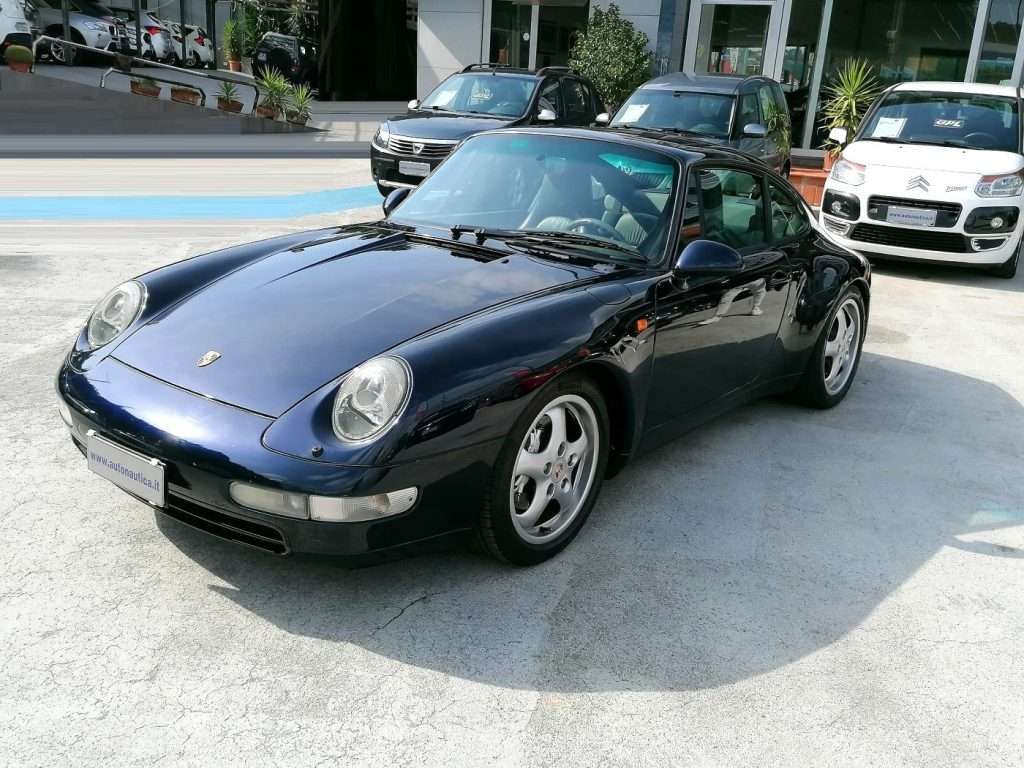 Porsche 993Carrera 4 Coupé 286cv