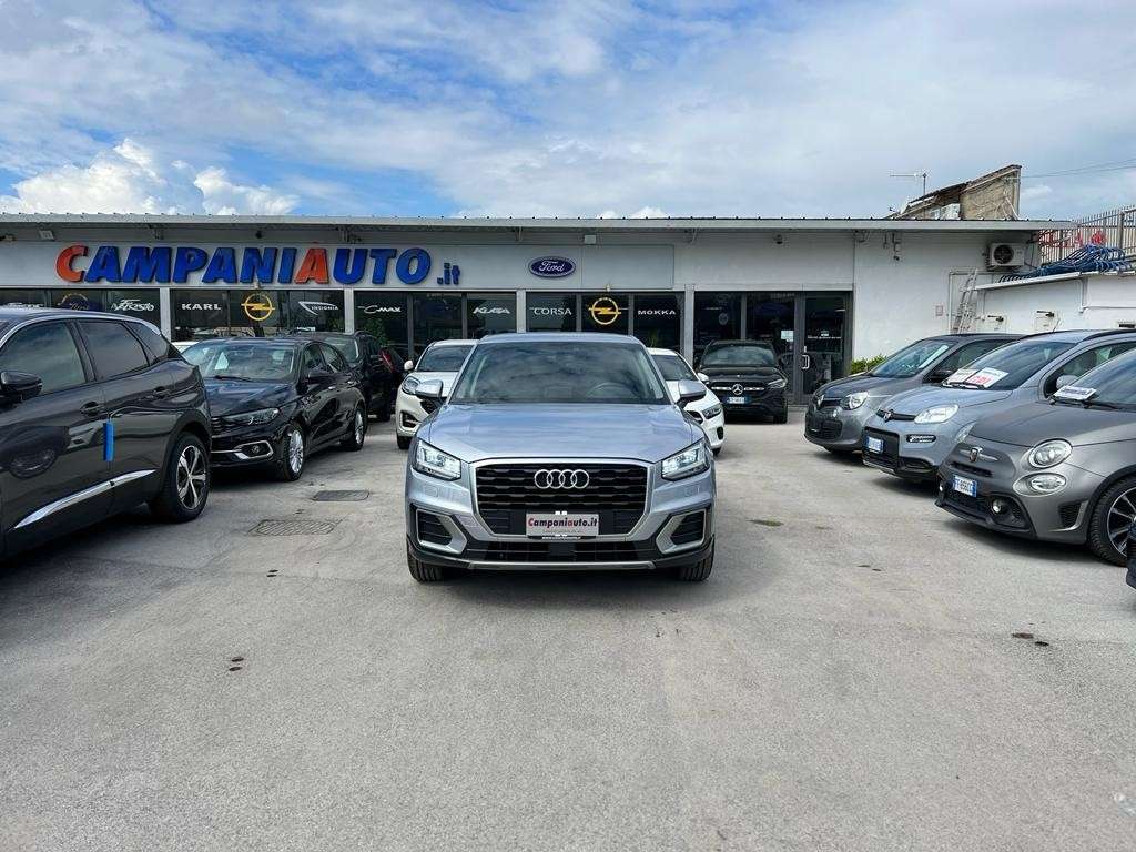 Audi Q230 TDI S tronic 1.6 115cv