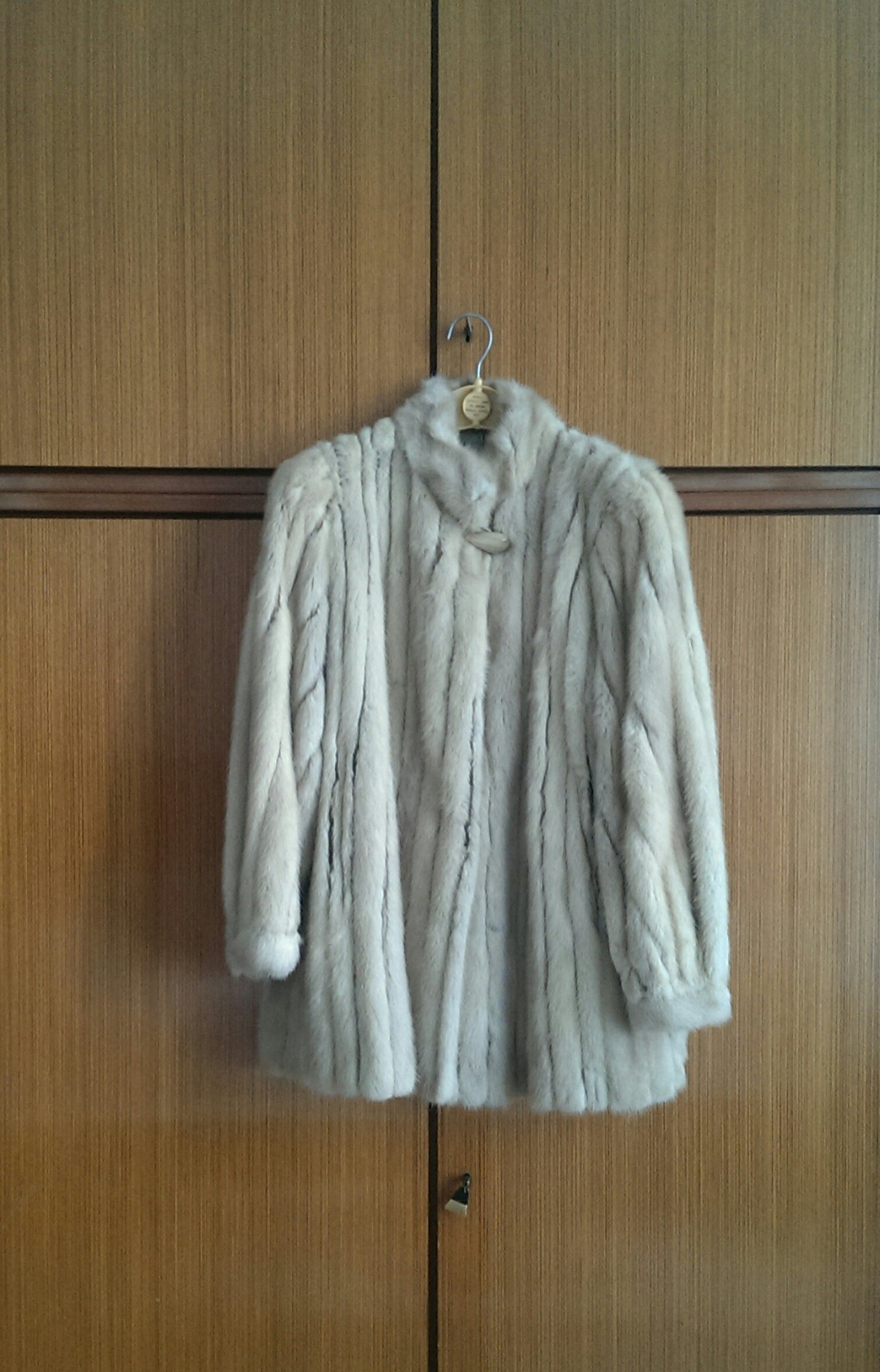 CAPPOTTO IN PELLICCIA DI VISONE BIANCO