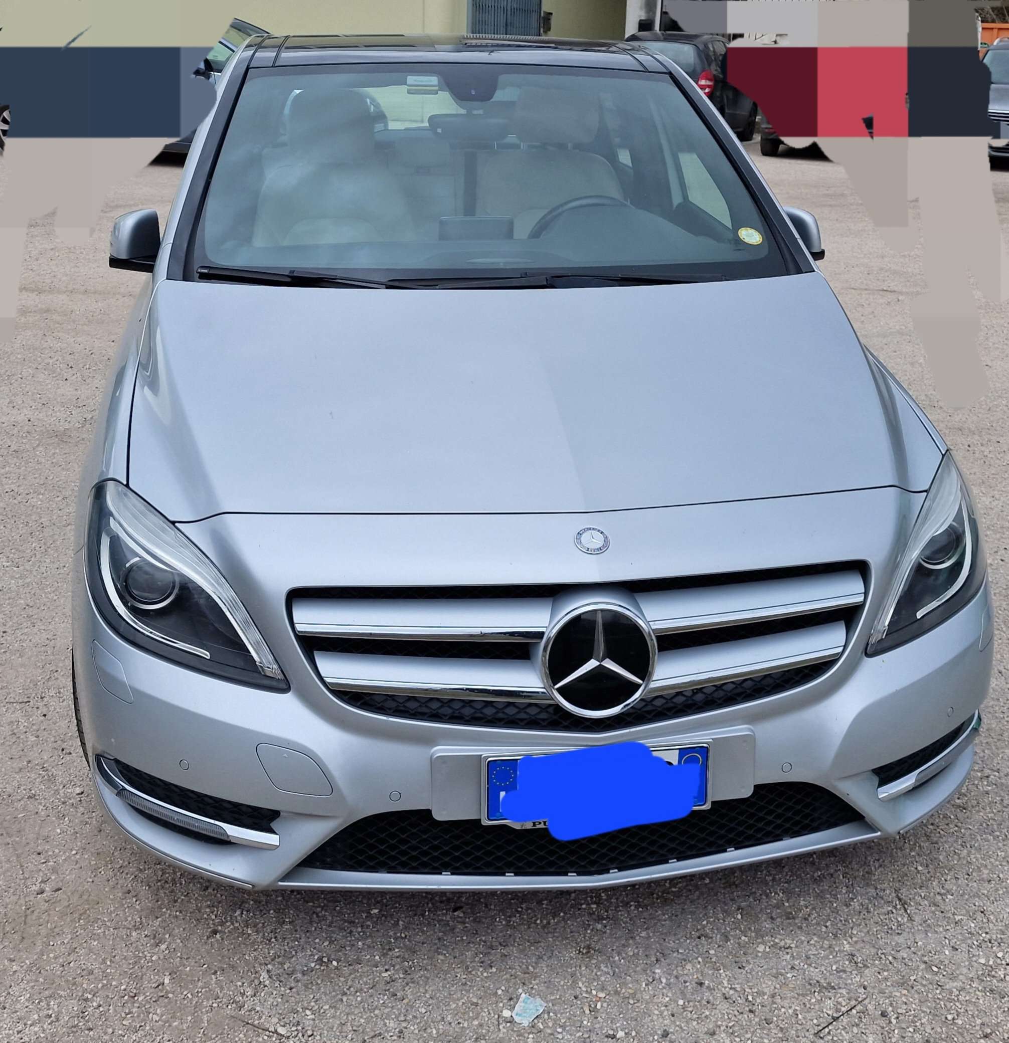 Mercedes-Benz B 220