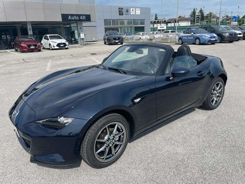 Mazda MX-51.5L Skyactiv-G Exclusive-Line