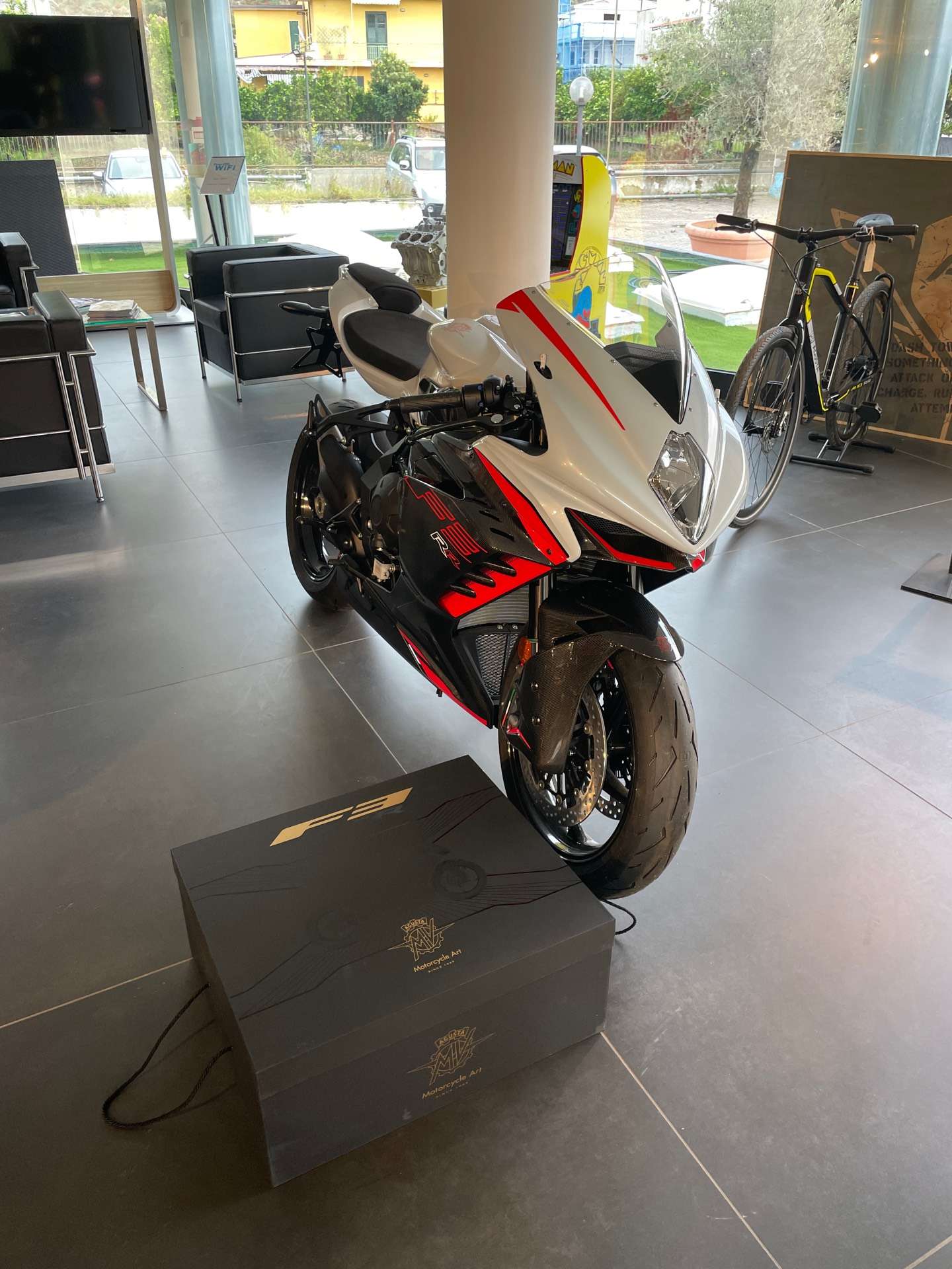 MV Agusta F3800 RR