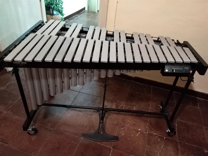 VIBRAFONO YAMAHA 1600 A