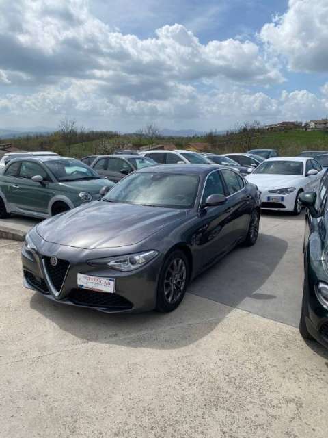 Alfa Romeo Giulia2.2 t Business 136cv auto my19