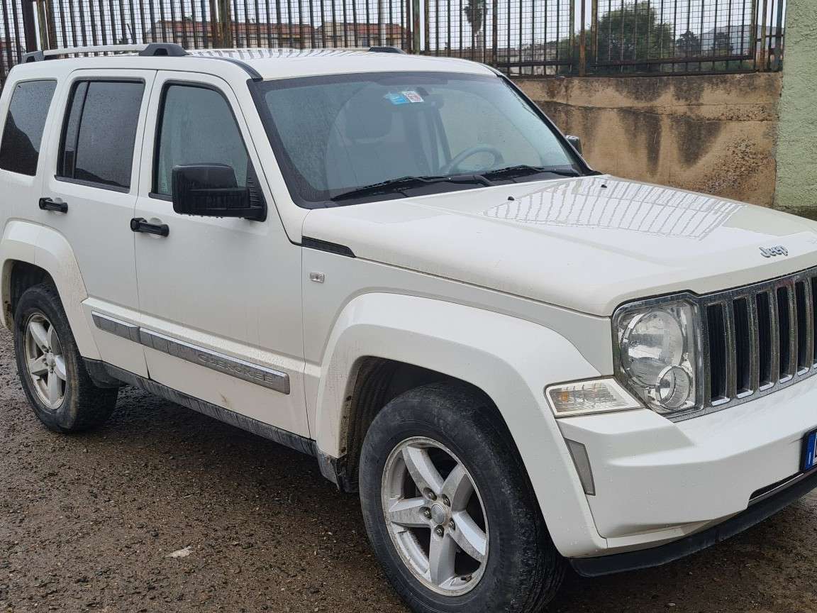 Jeep Cherokee2.8 crd Limited auto dpf