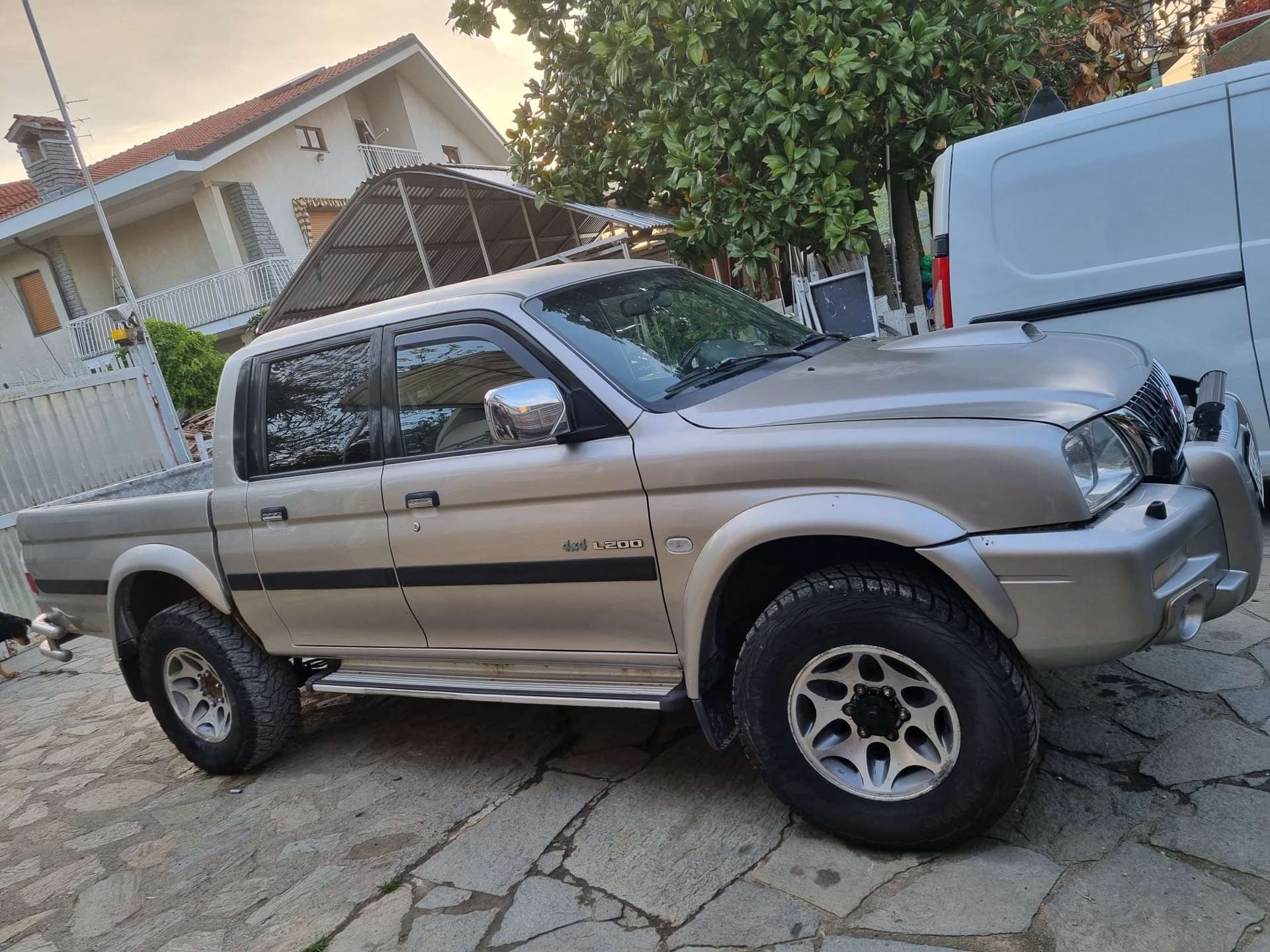 Mitsubishi L200d.cab 2.5 tdi GL 4wd 115cv