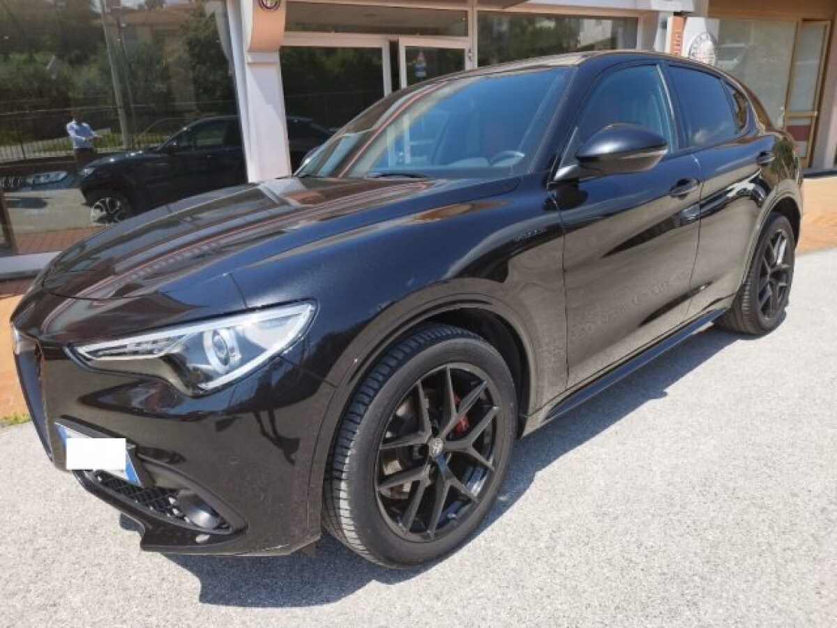 ALFA ROMEO Stelvio Stelvio 2.2 Turbodiesel 210 CV AT8 Q4 Veloce