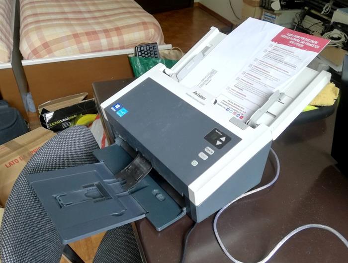 SCANNER PROFESSIONALE AVISION AD240