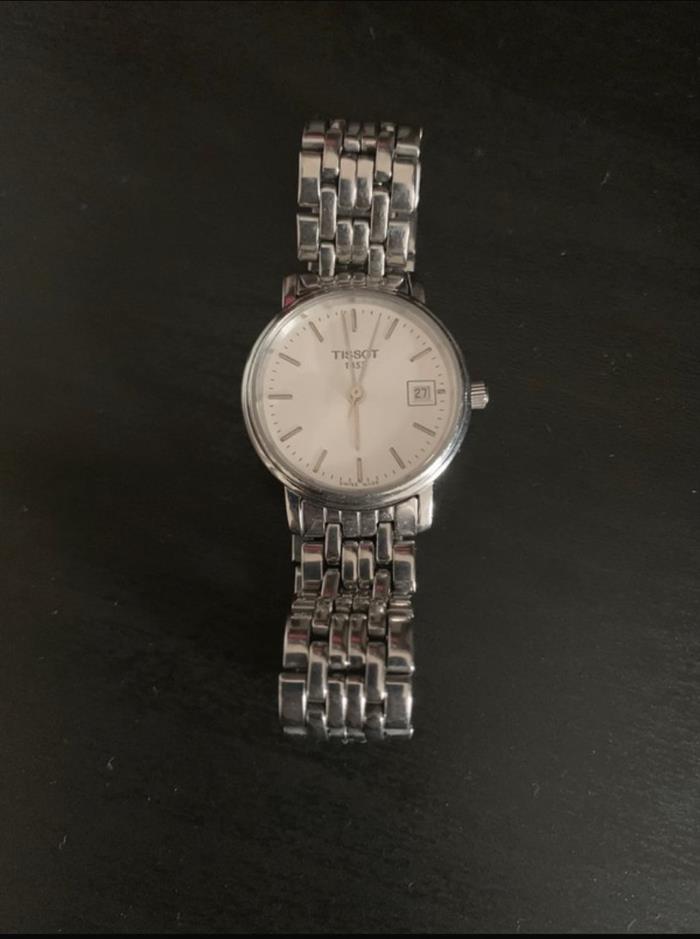 TISSOT LADY T825/925