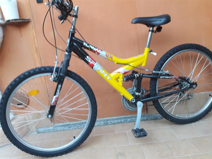 MOUNTAIN BIKE DA 24"