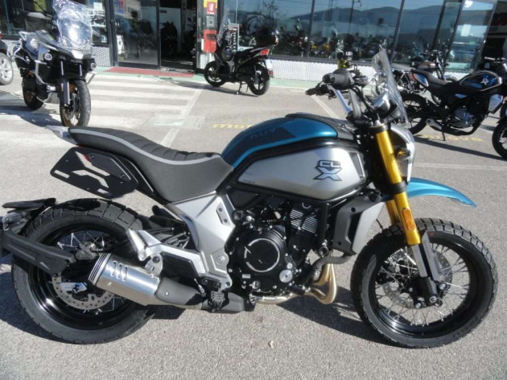 CF Moto 700 CL-XCL X 700 ADVENTURE