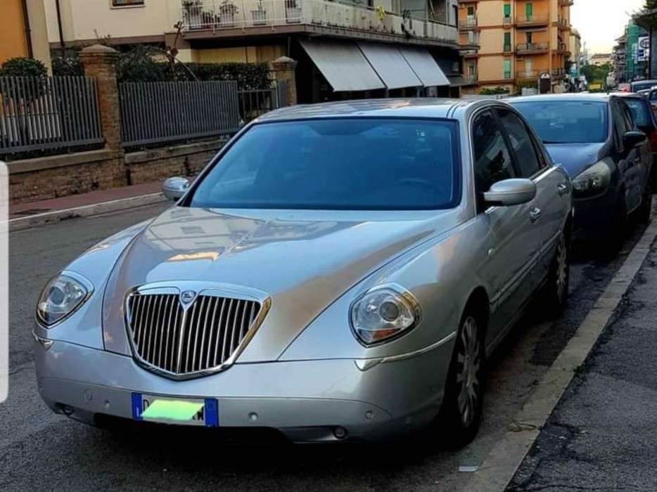 Lancia Thesis2.4 jtd 20v Emblema 100 185cv auto