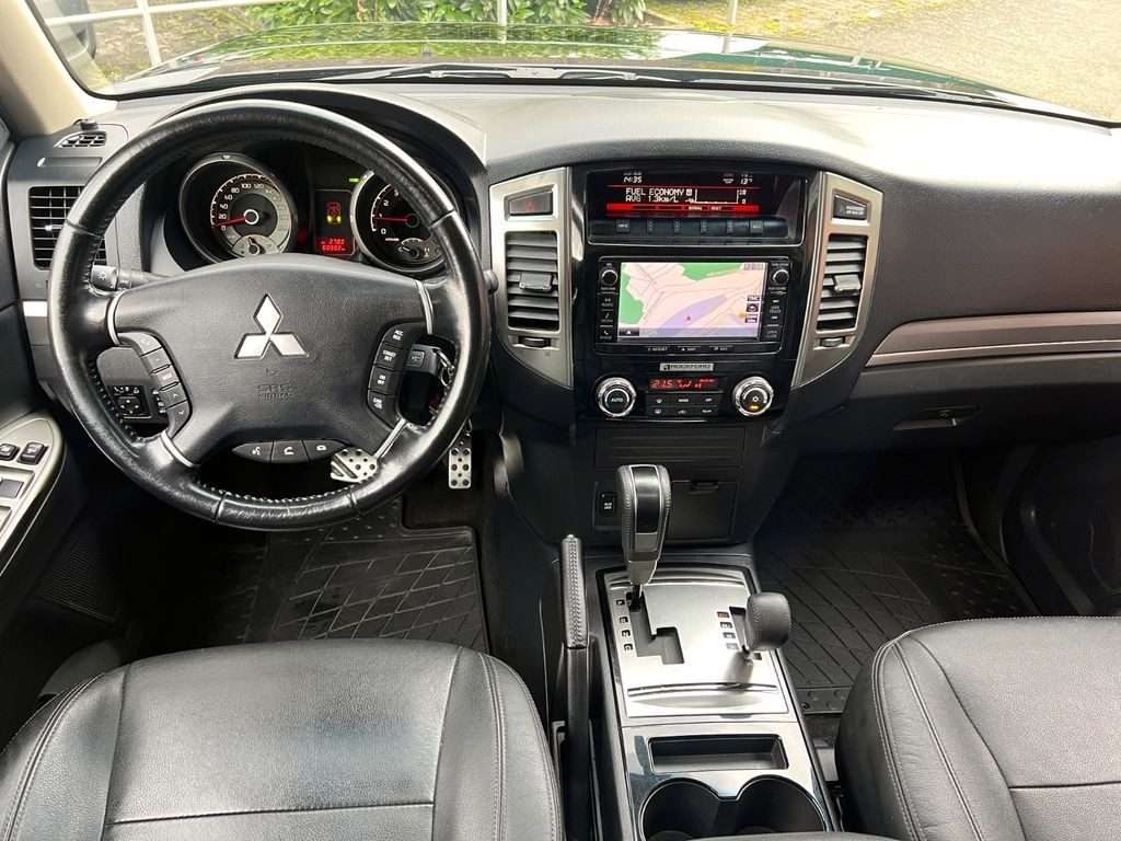 Mitsubishi Pajero3.2 DI-D 16V aut. 5p.