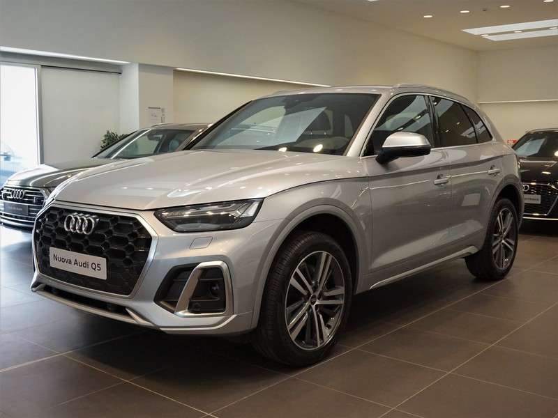 Audi Q540 2.0 tdi mhev 12v s line quattro s-tronic