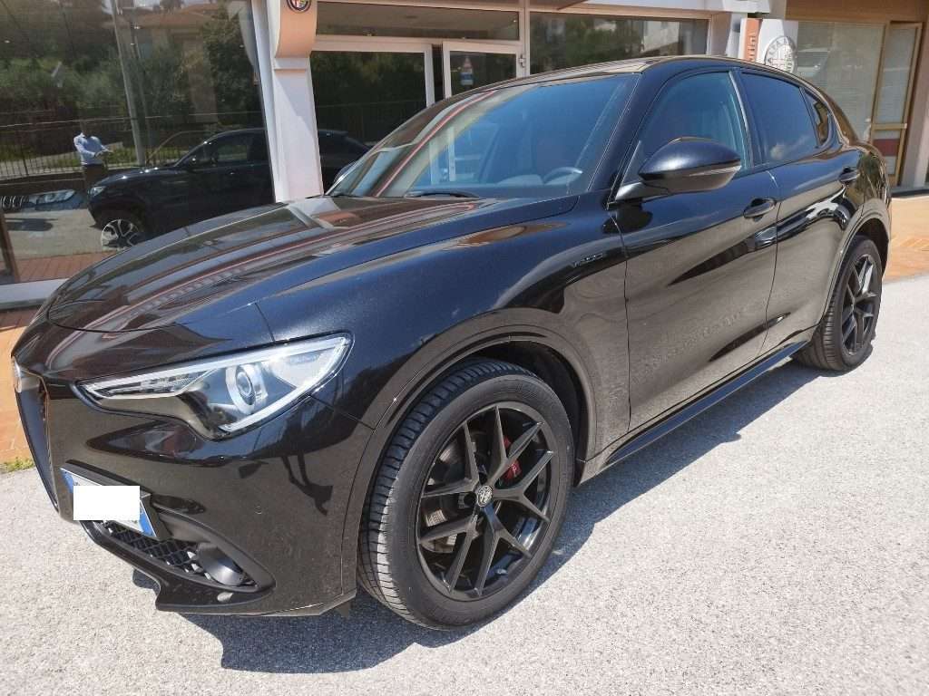 Alfa Romeo Stelvio2.2 Turbodiesel 210 CV AT8 Q4 Veloce