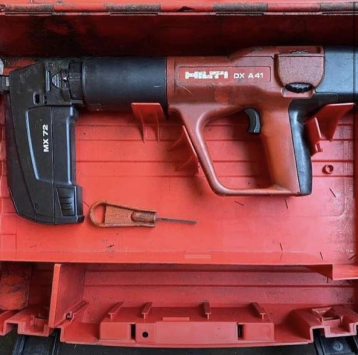 PISTOLA HILTI SPARA CHIODI CEMENTO HILTI