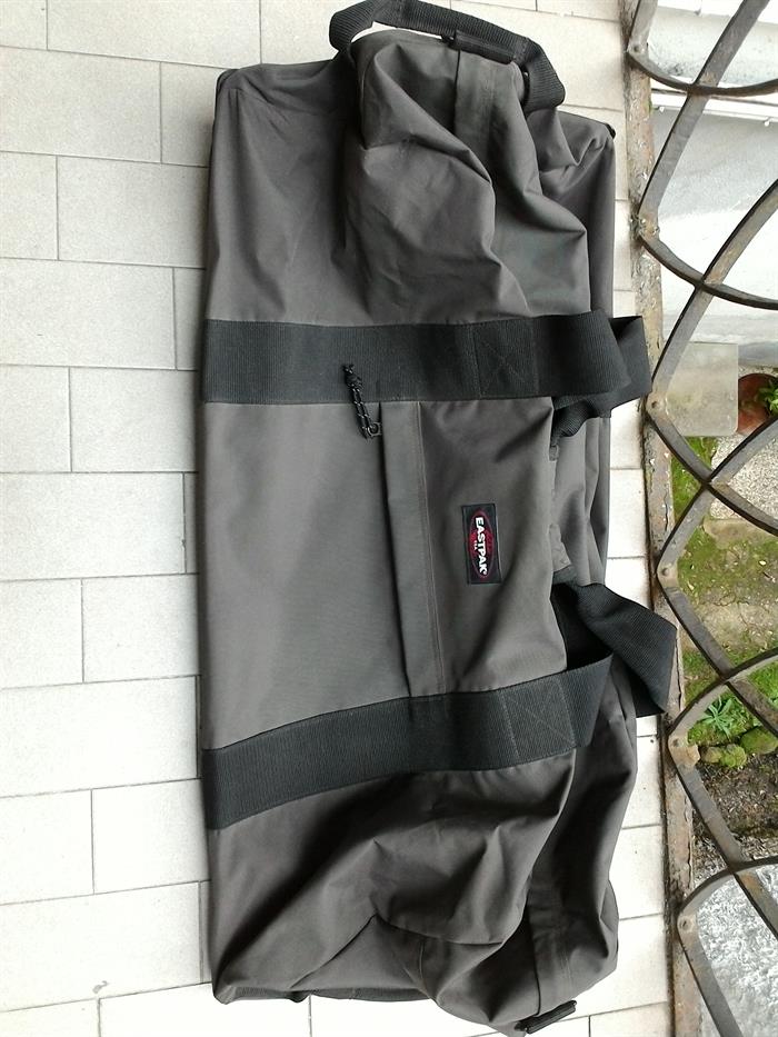 BORSONE EASTPAK CON RUOTE