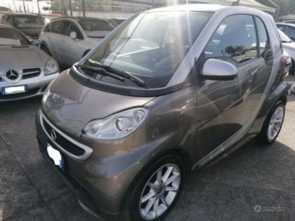 SMART fortwo 2ª serie fortwo 800 40 kW coupé passion cdi