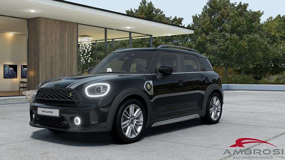 MINI Cooper SE Countryman ALL4 Essential Premium Plus Package