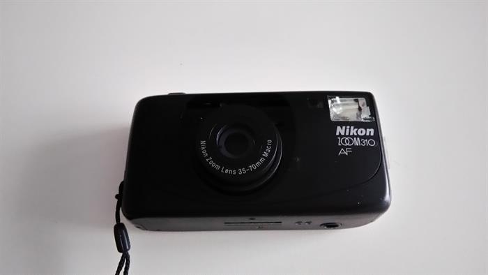 NIKON ZOOM 310 AF