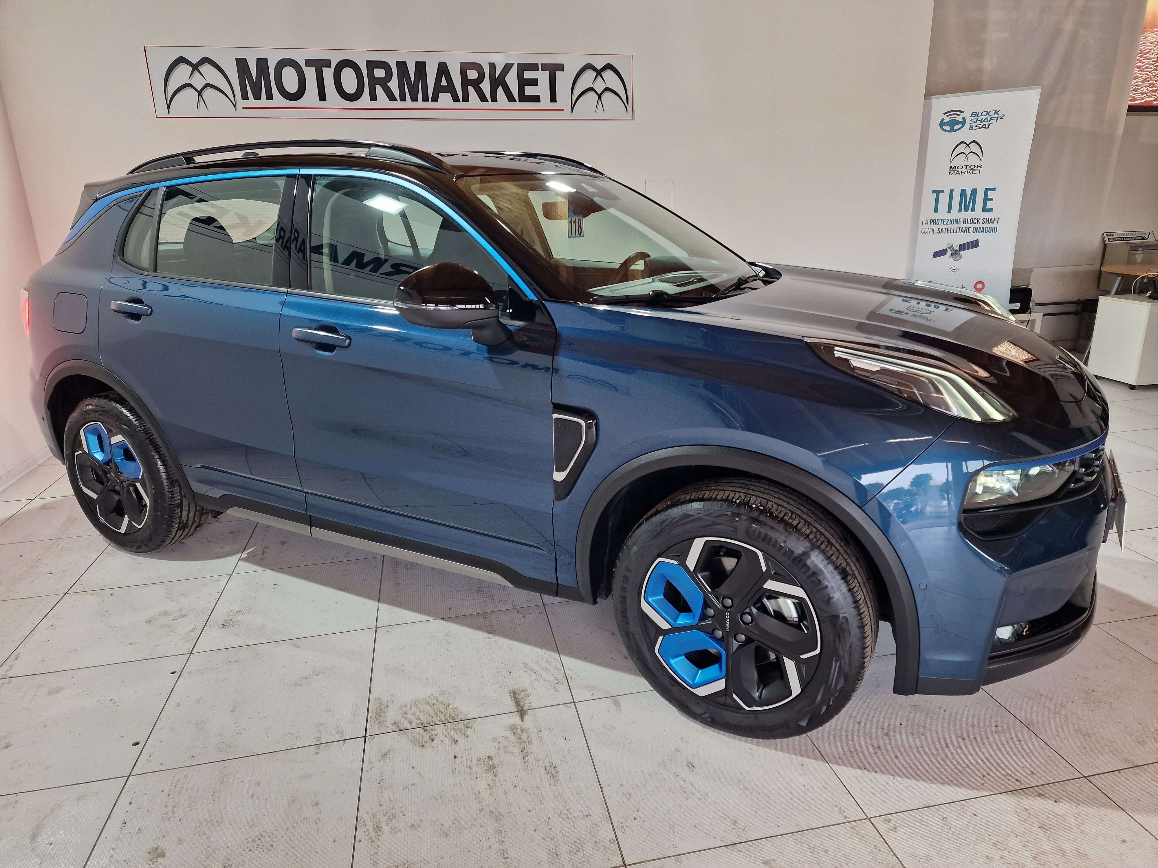 Lynk & Co 01PHEV