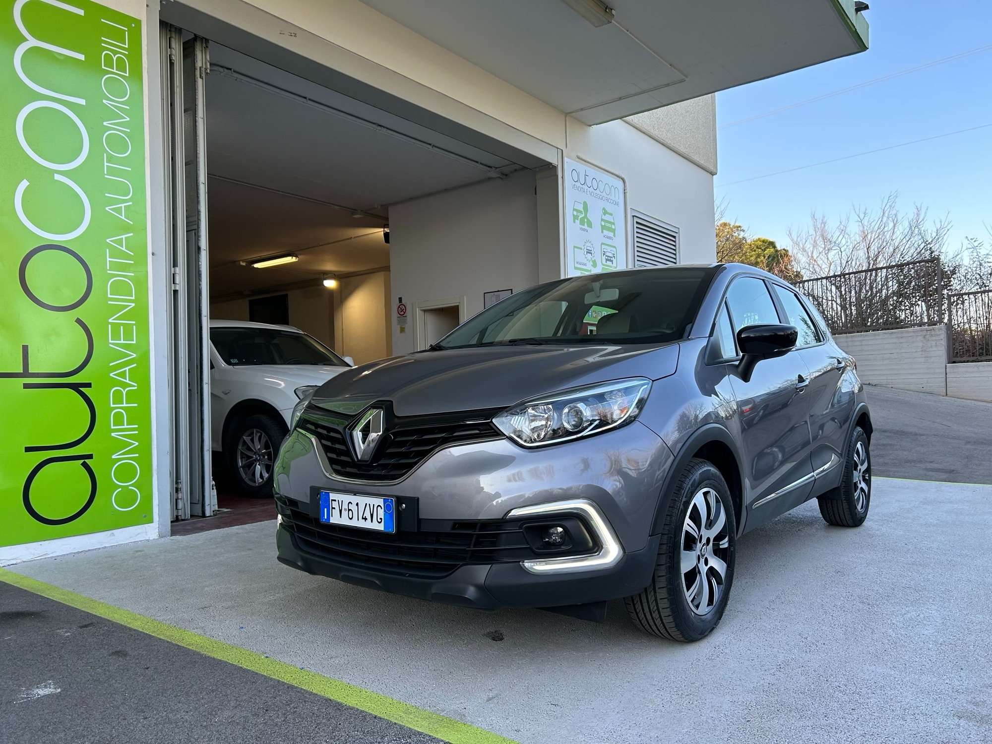 Renault Captur0.9 tce Energy Sport GARANZIA 24 MESI NAVY-CRUIS