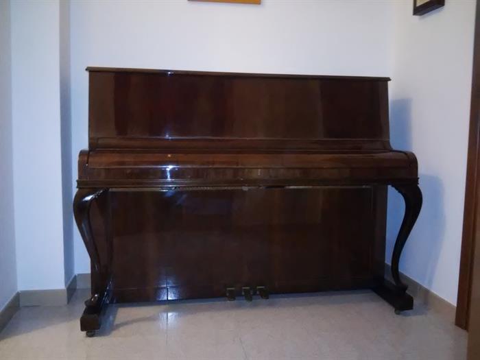 PIANOFORTE VERTICALE DOINA MECCANICA RENNER