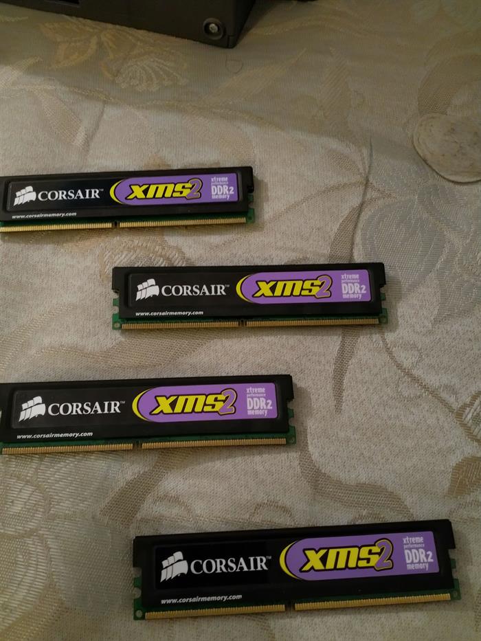 RAM CORSAIR CM2X1024-6400 KIT DUAL CHANNEL (4 GB)