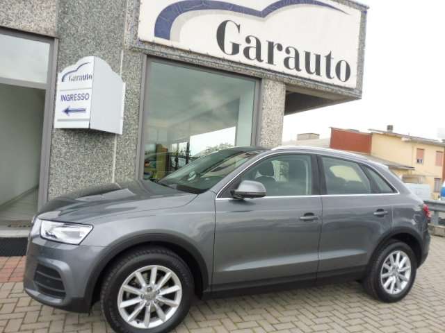 Audi Q3Q3 2.0 tdi Business 120cv