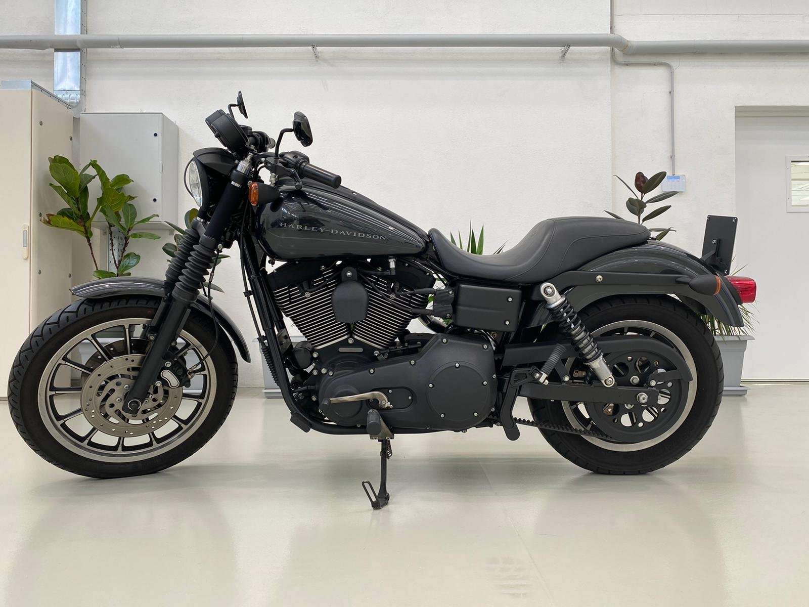 Harley-Davidson Dyna Super GlideSport FXDXI