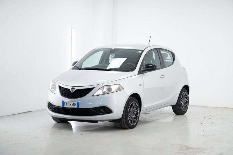 Lancia Ypsilon1.2 69CV 5 porte S&S Gold