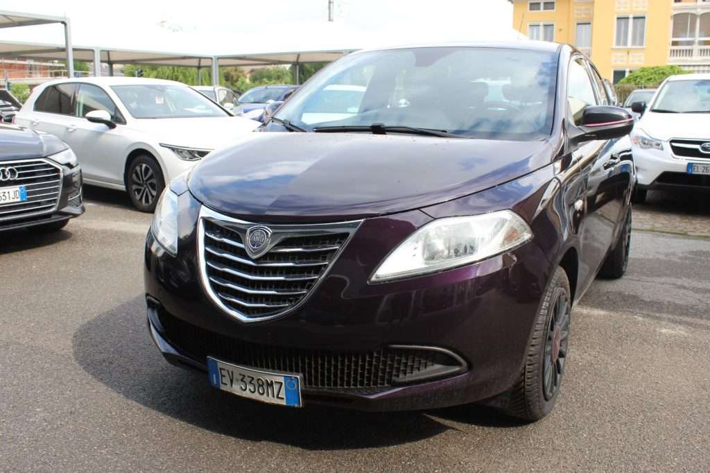 Lancia Ypsilon1.2 5 porte GPL Elefantino NEOPATENTATI