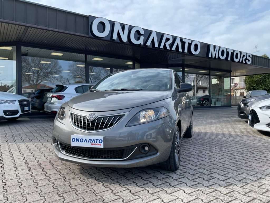 Lancia Ypsilon1.0 FireFly 5 porte S&S Hybrid Ecochic Gold 5Posti