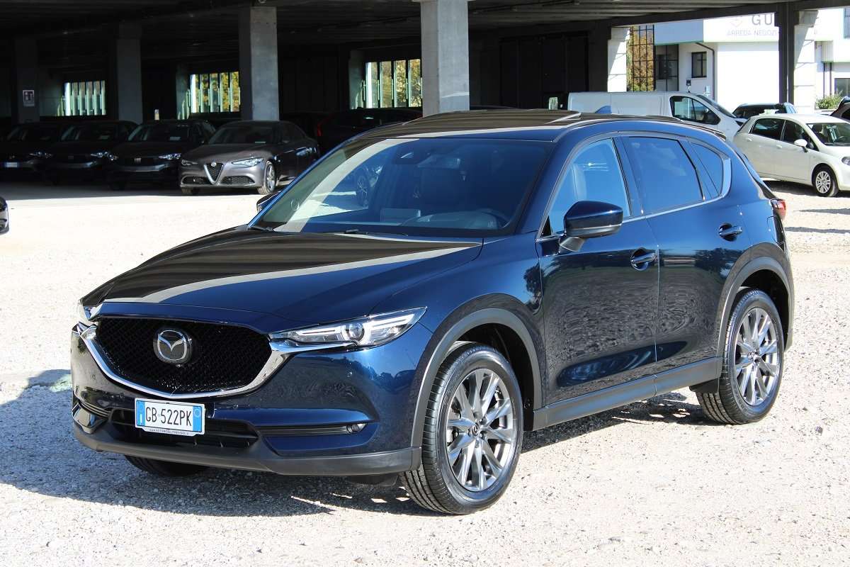 Mazda CX-52.2L Skyactiv-D 184CV Signature AWD 6MT (Manuale)