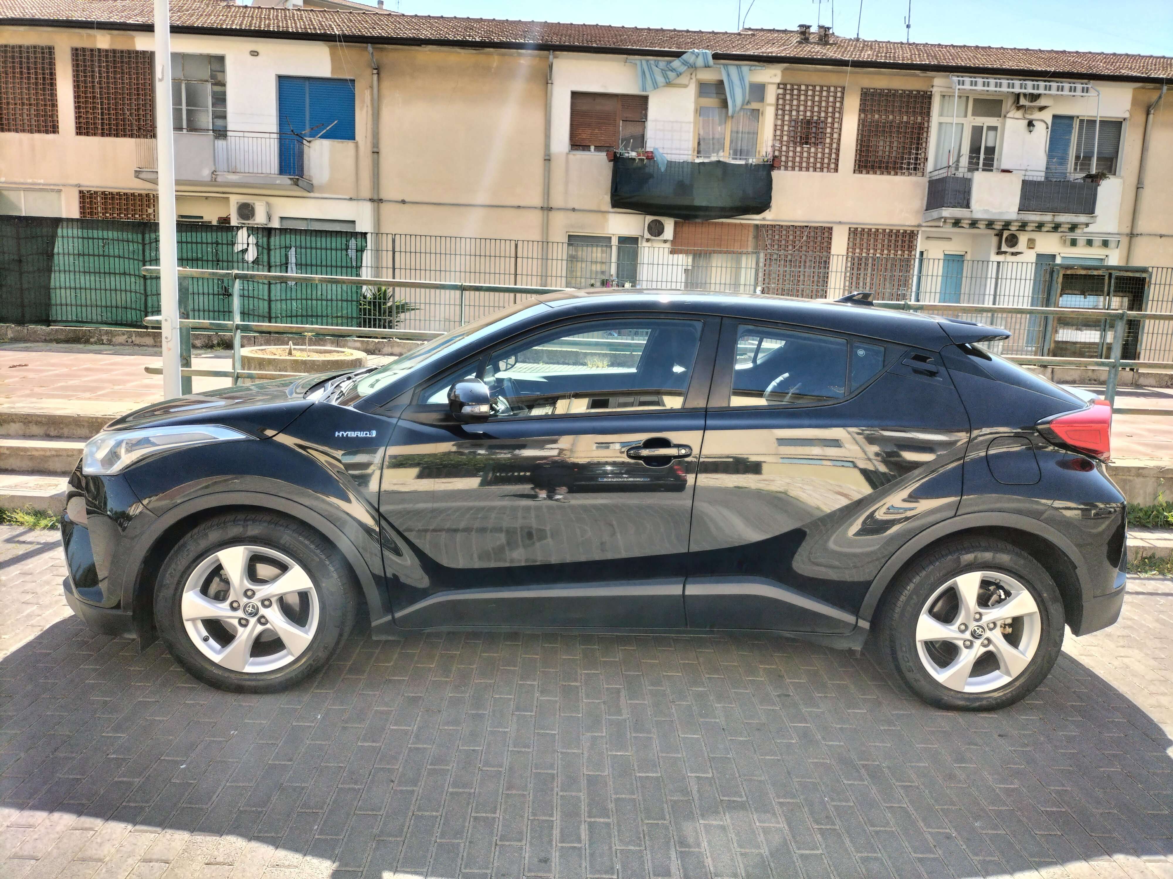 Toyota C-HRC-HR 1.8h Active 2wd e-cvt