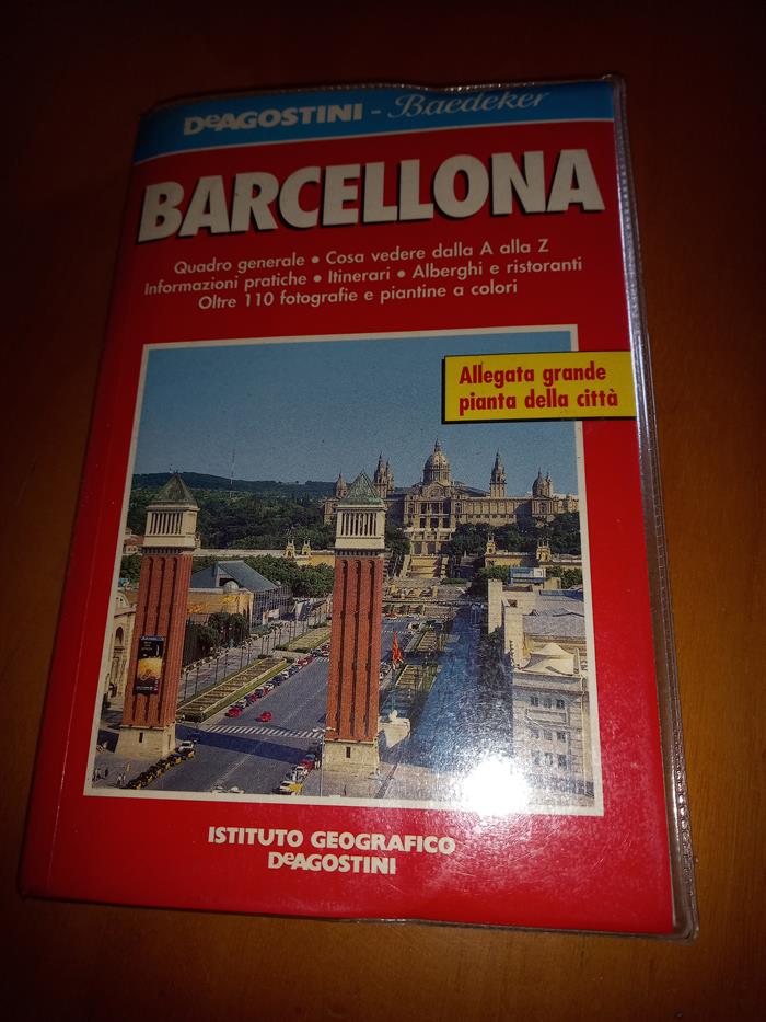 GUIDE DEAGOSTINI - BAEDEKER - BARCELLONA