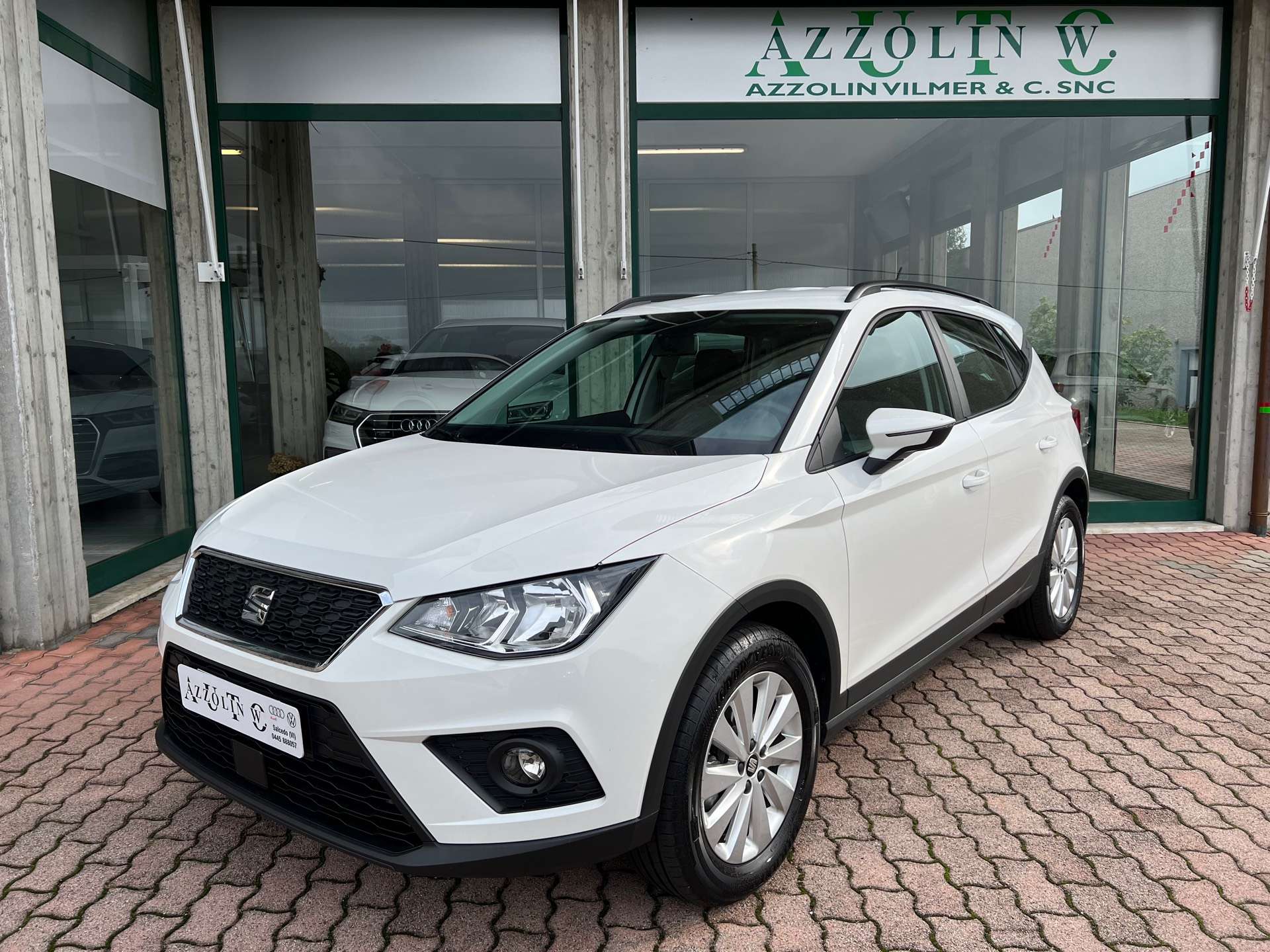 SEAT Arona1.0 tgi Reference 90cv, Carplay, Neopatentati