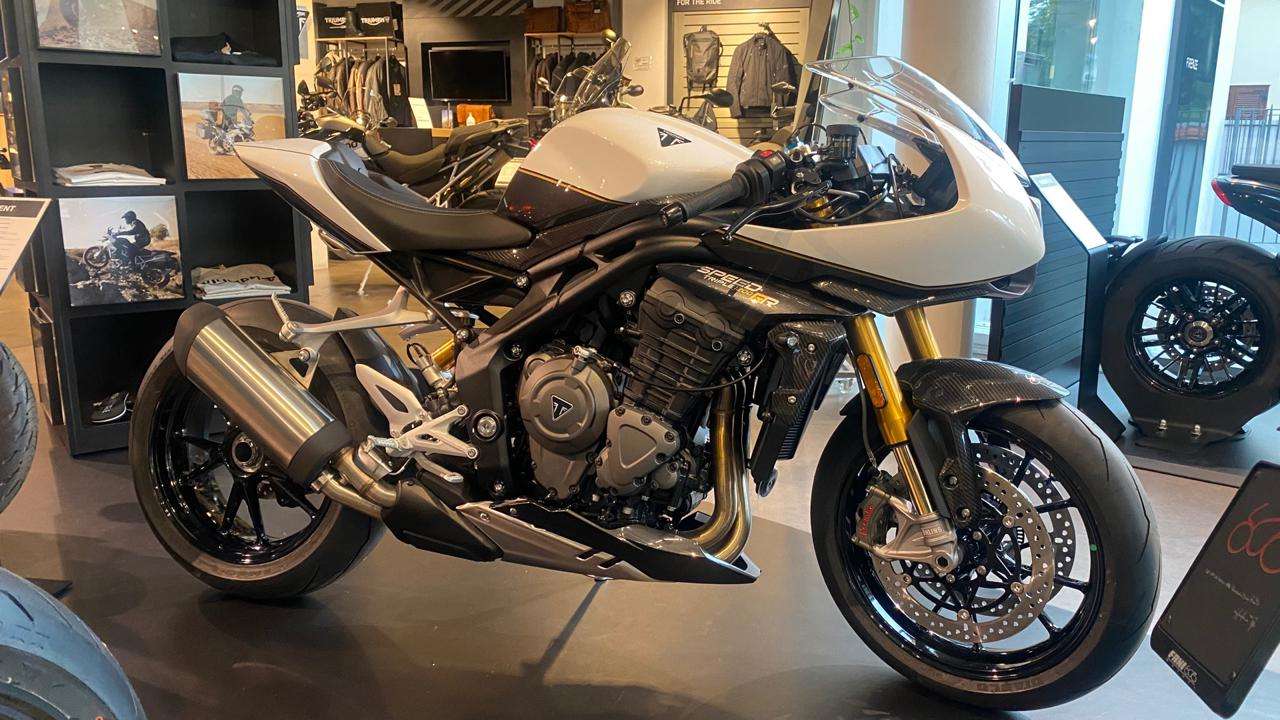 Triumph Speed Triple 1200 RR