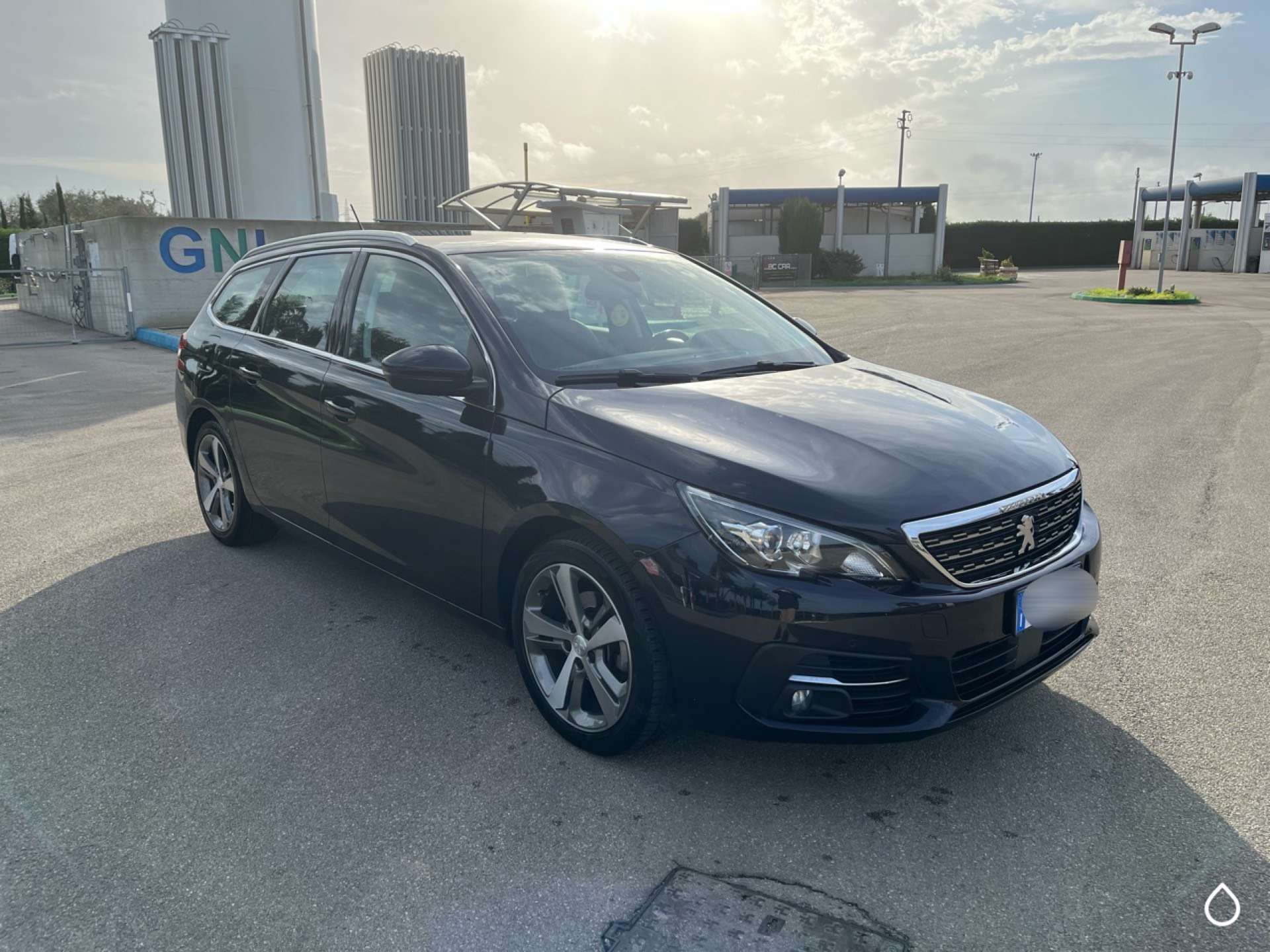 Peugeot 308SW 1.5 bluehdi Allure s&s 130cv eat8