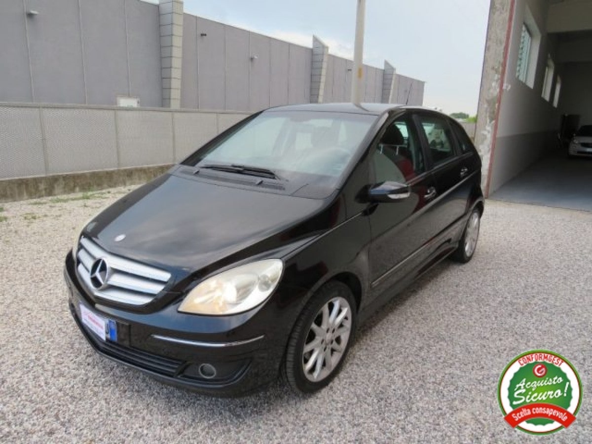 MERCEDES Classe B (T245) B 200 CDI Sport