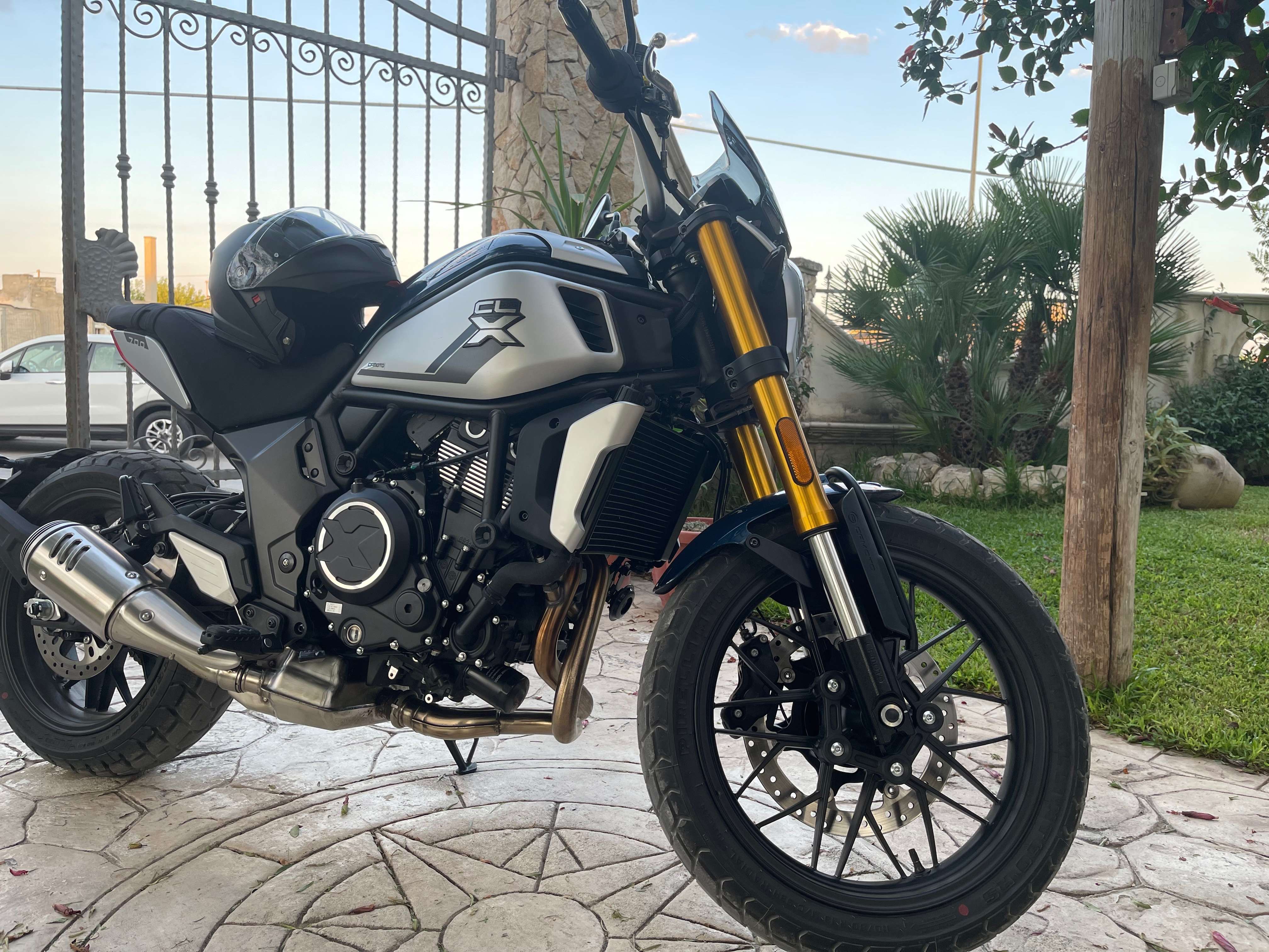 CF Moto 700 CL-XHeritage