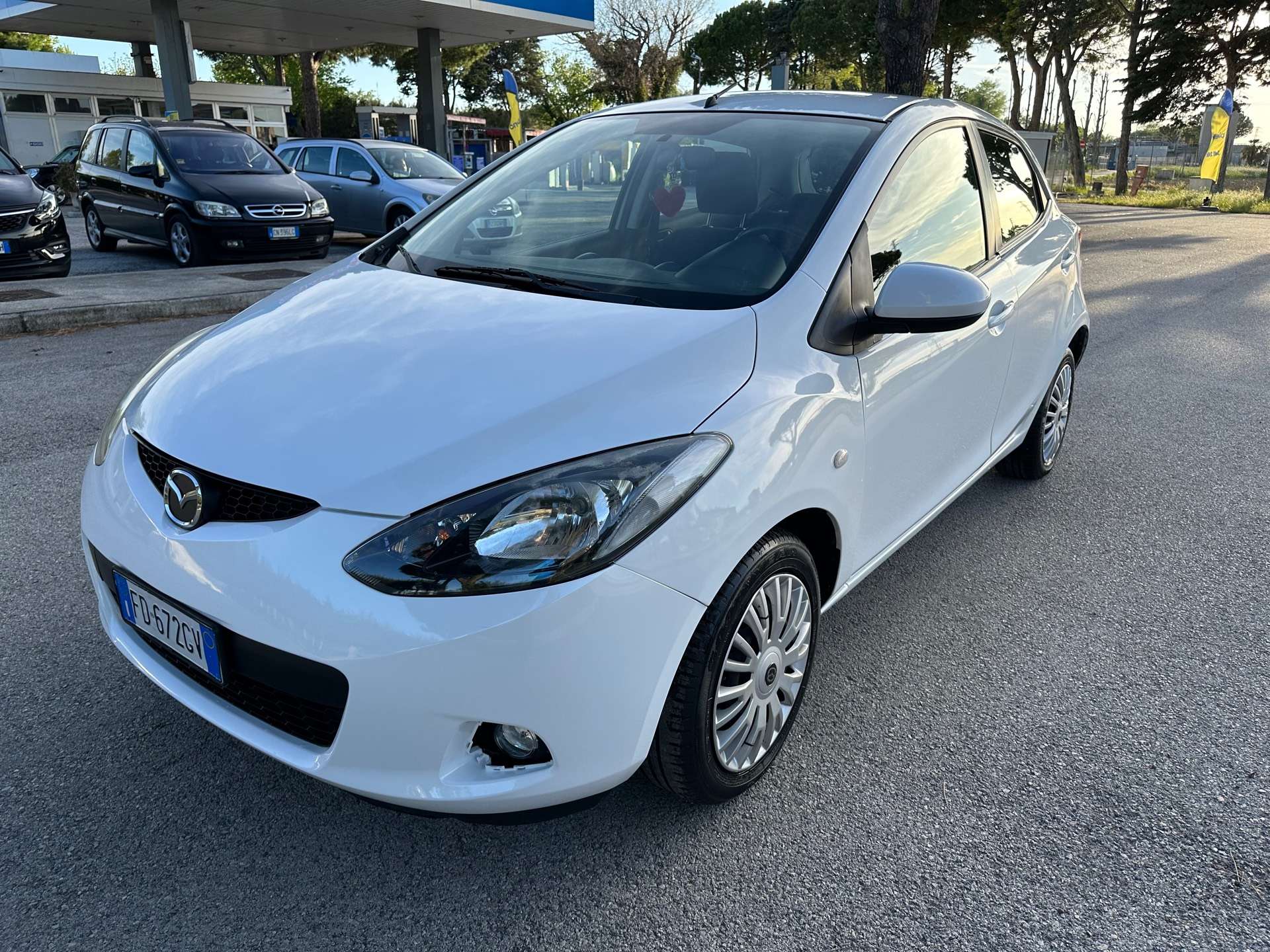 Mazda 25p 1.3 Easy c/clima 75cv Neopatentati