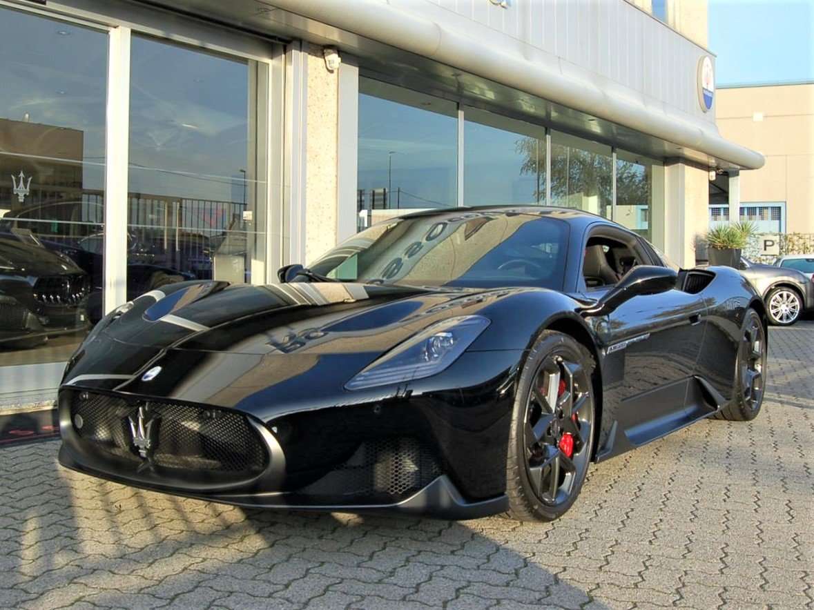 Maserati MC20CARBOCERAMICI SOLLEVATORE IVA ESPOSTA KM211