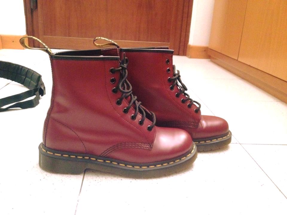 SCARPE DR. MARTENS - COLORE ROSSO (ROT/CHERRY RED) - NUMERO 39