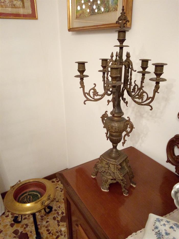 DUE CANDELABRI