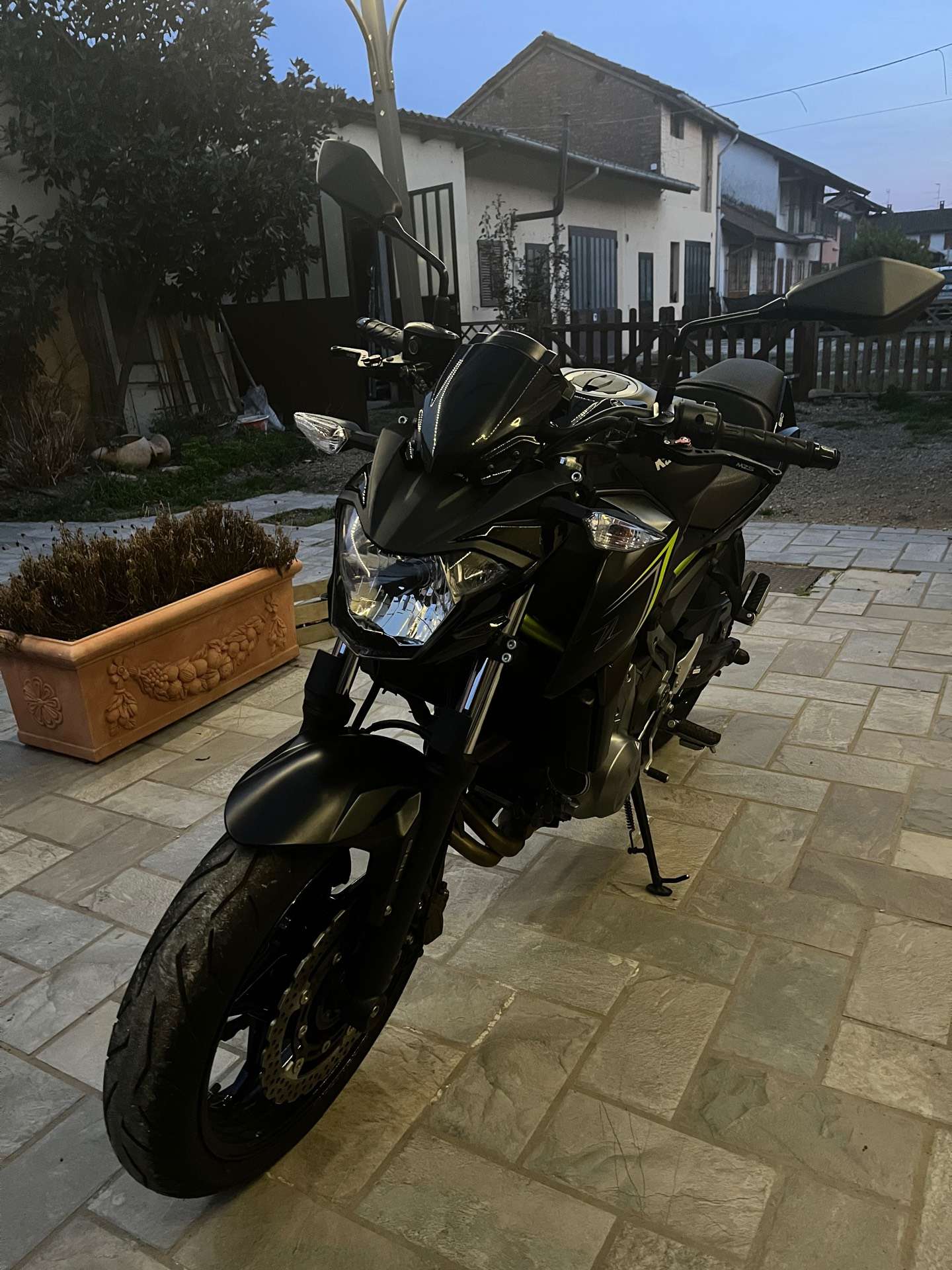 Kawasaki Z 650A2