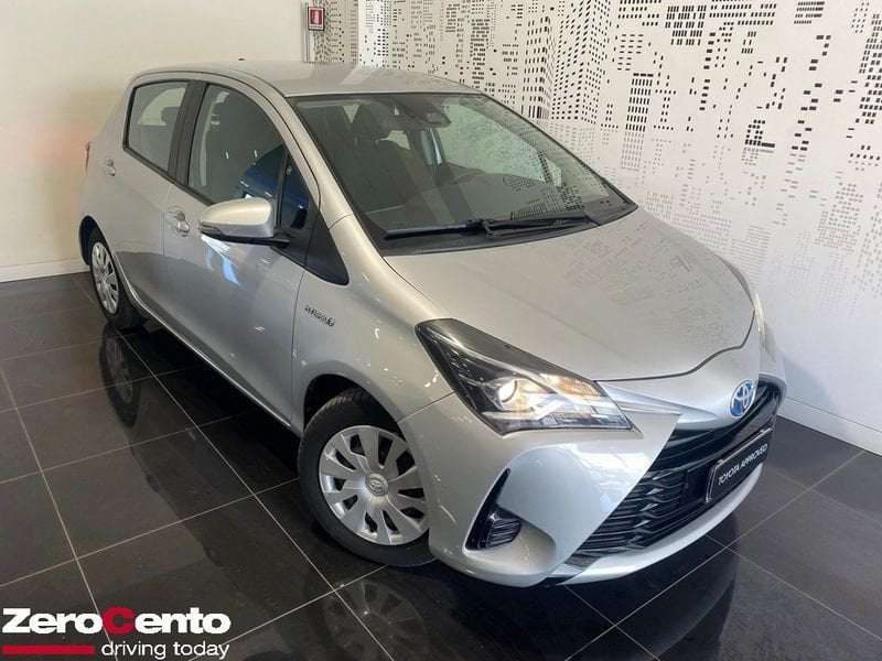 Toyota Yaris1.5 Hybrid 5 porte Cool