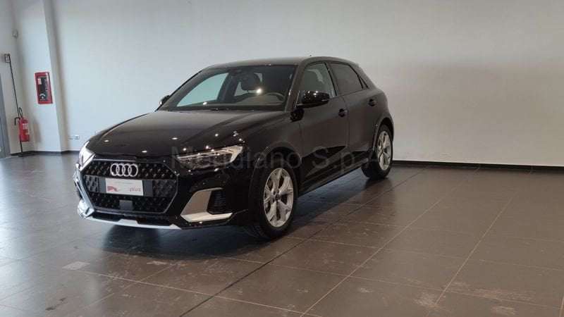 Audi A1CITY CARV. 1,0 L3 70/D16 M5